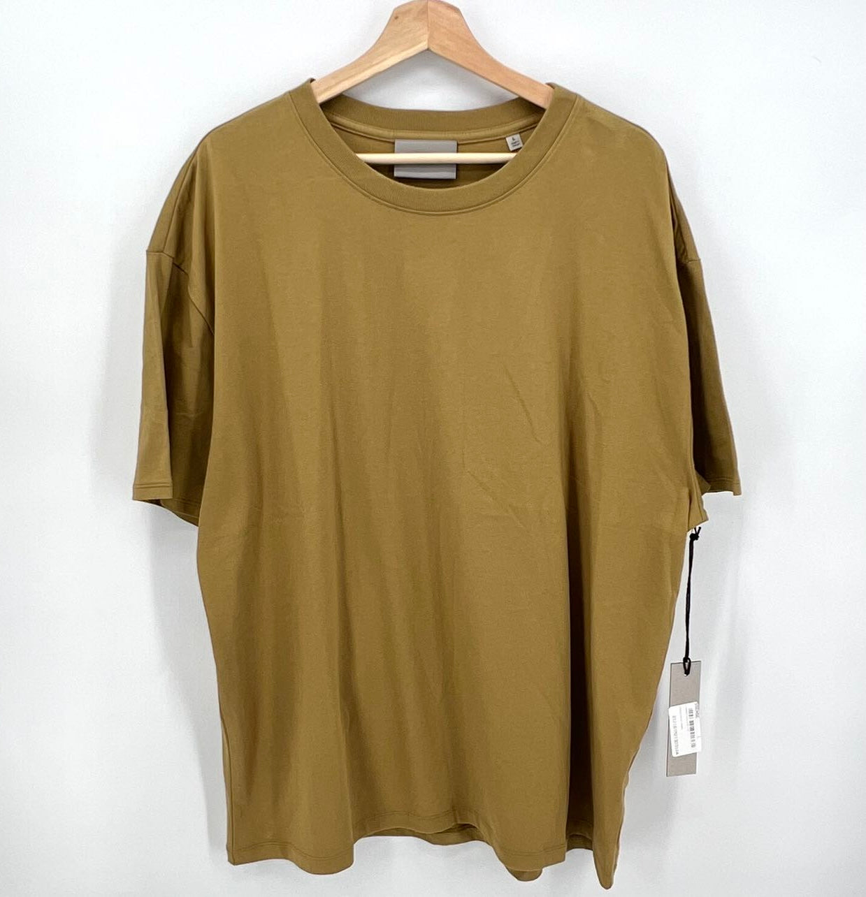 FOG Essentials Amber Tee – FABULOUS CONSIGNMENT STORE