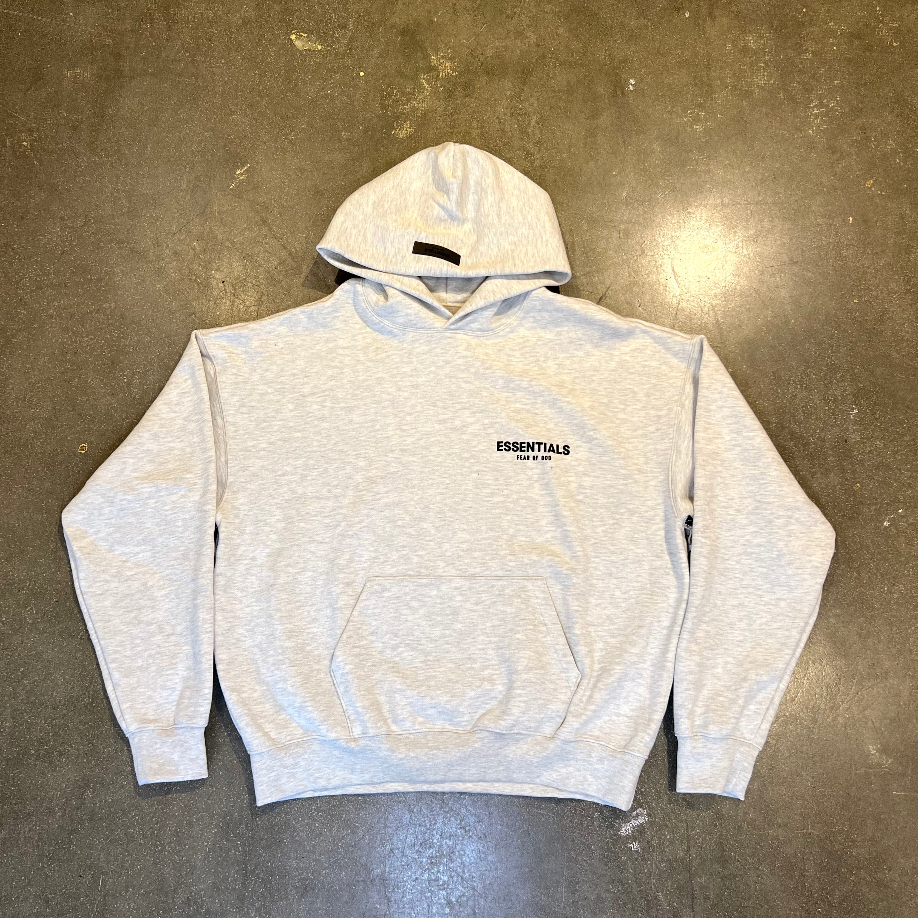 Fear of God Essentials Hoodie (SS22) Light Oatmeal – FABULOUS CONSIGNMENT STORE