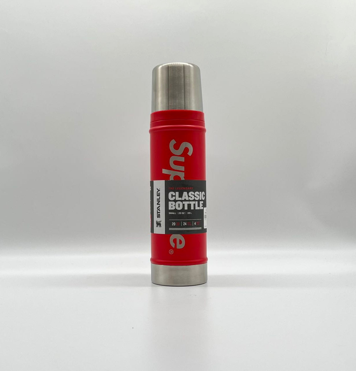 Supreme Stanley Insulated Bottle – FABULOUS CONSIGNMENT STORE